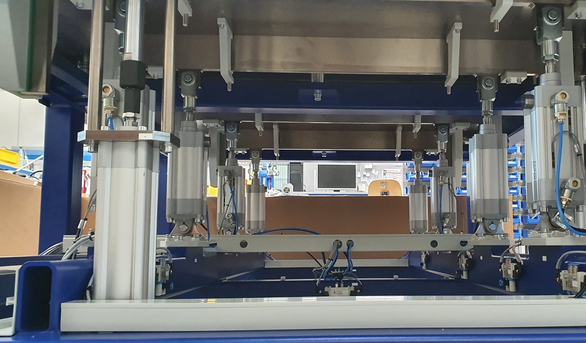 Industrial disassembly of battery modules and electric motors - DeMoBat ...